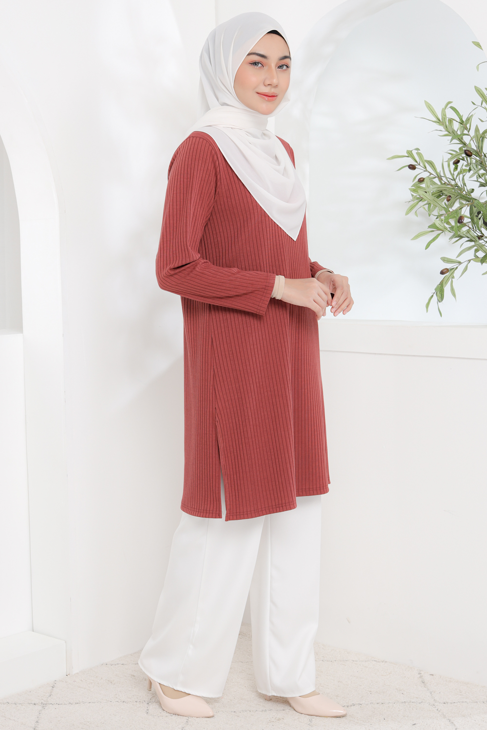 Emily in Bricks (New Colour)