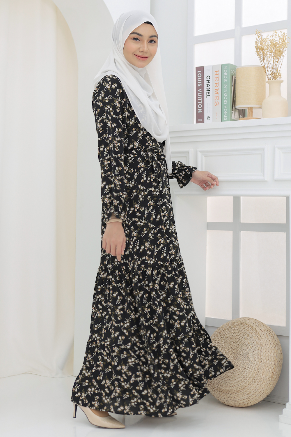 SAMARA - Pretty Dress in Midnight