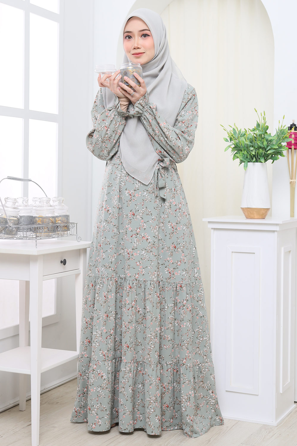 SAMARA - Pretty Dress in Mint